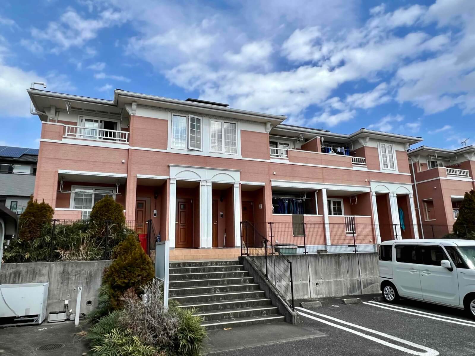 賃貸アパート『富士市中野 2DK・2LDK』可愛い外観のペット可物件 | LivingD | リビングディー第一建設 | 住まいと暮らしのコミュニティカンパニー